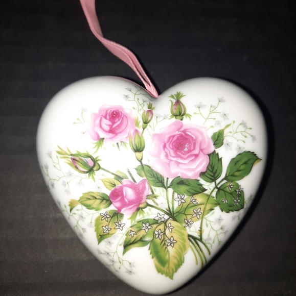 unbranded | Other | Vintage Heart Diffuser Potpourri Holder | Poshmark